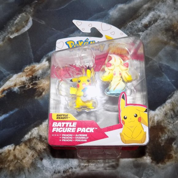 Pokemon | Toys | Pokemon Valentines Exclusive Pikachu Alcremie Battle ...